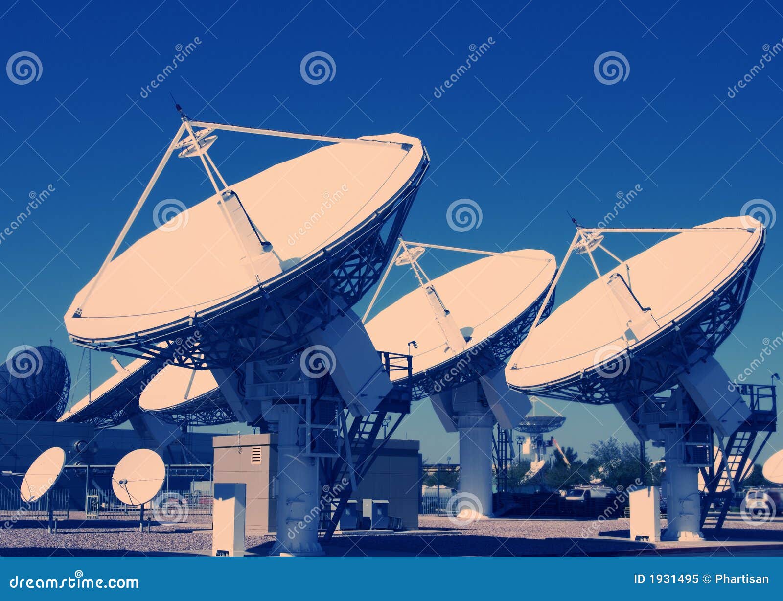 Deep Space Radio Frequency Telescopes Stock Image - Image of social ...