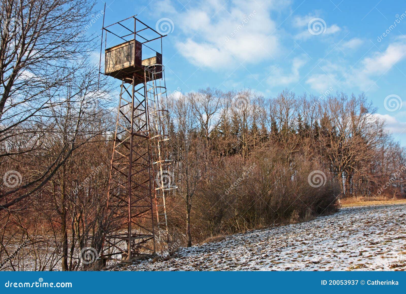 Deer Stand - Tree Stand - Lookout Tower In Mountains Stock Photography ...