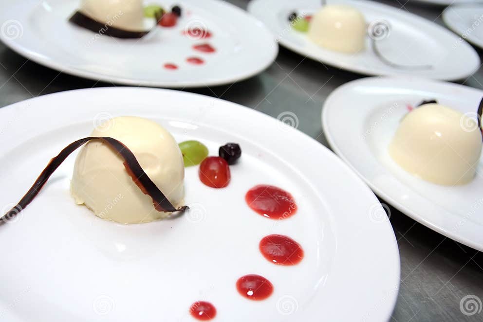 Deesert de Panacota foto de archivo. Imagen de industria - 7498226