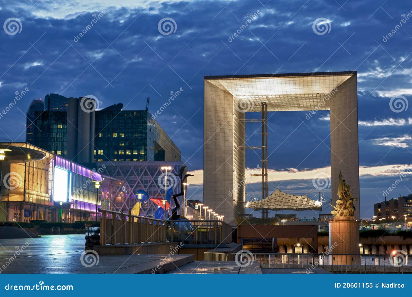 Defense editorial image. Image of monument, city, center - 20601155