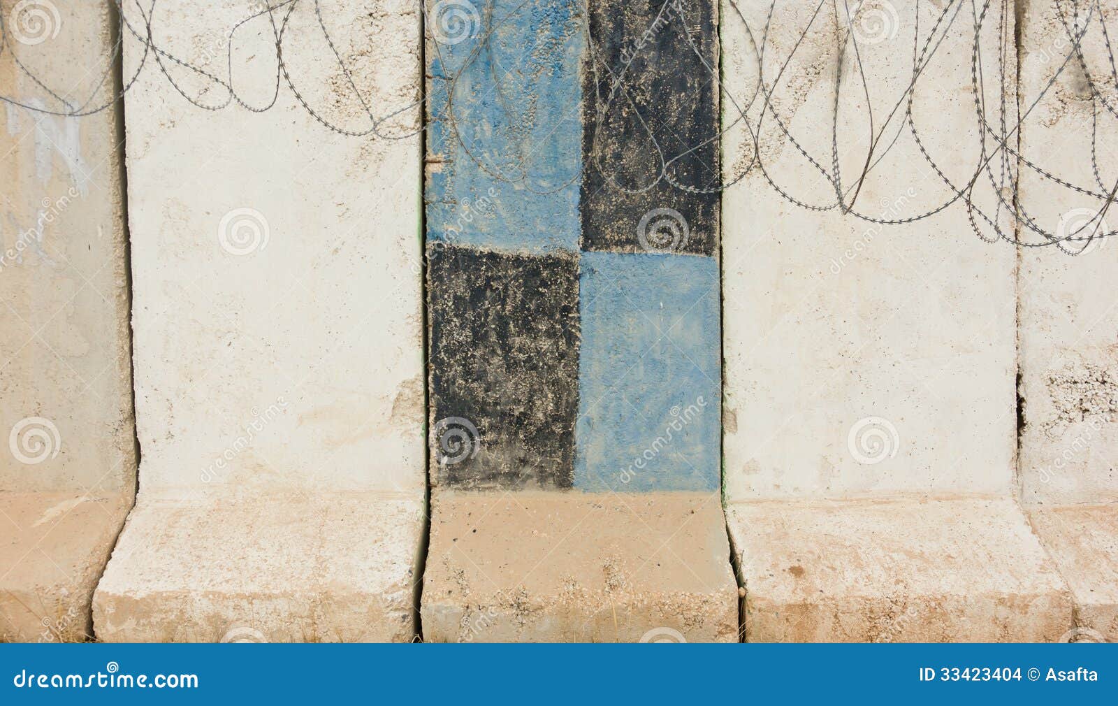 Defensive wall stock photo. Image of defense, landmark - 33423404