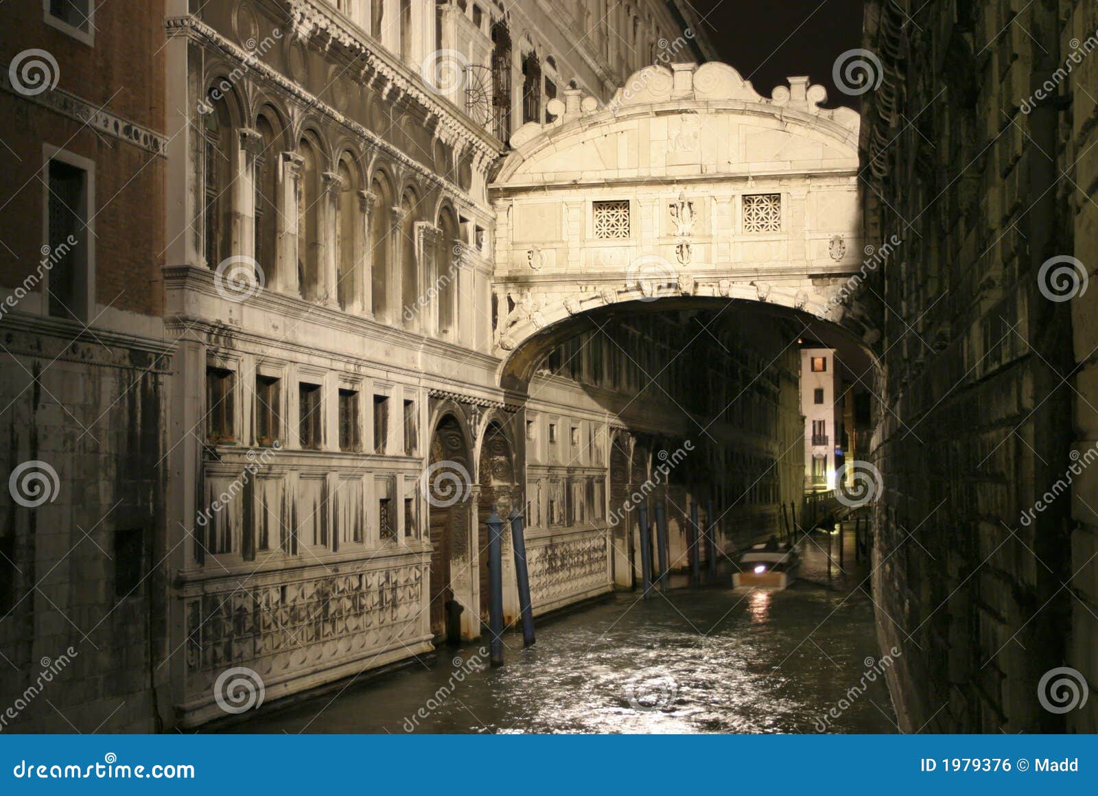 Dei ponte sospiri 库存照片. 图片 包括有 威尼斯式, 盐水湖, 水平, 叹气, 船只, 小船 - 1979376
