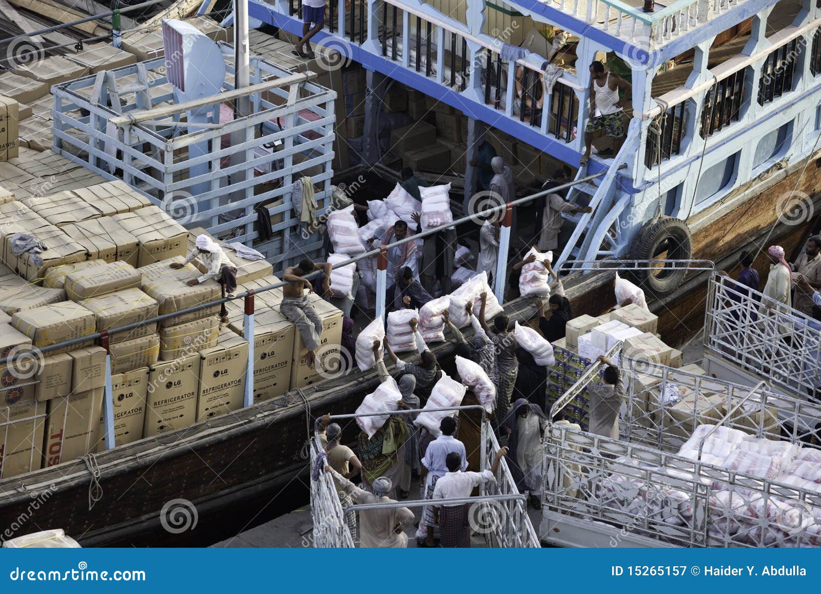 Deira Port Activity editorial photography. Image of racial - 15265157