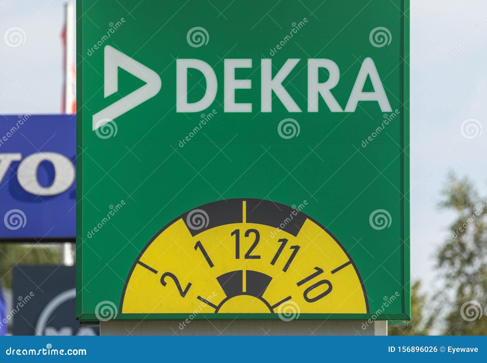 DEKRA signage editorial photo. Image of vehicle, workshop - 156896026