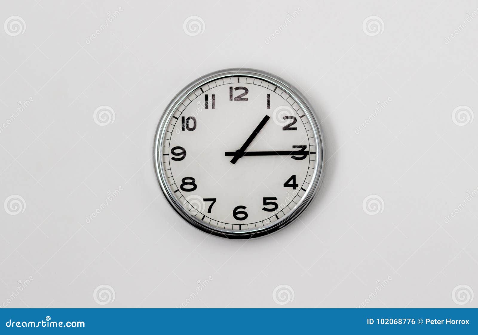 1:15 del reloj foto de archivo. Imagen de forma, cuarto - 102068776