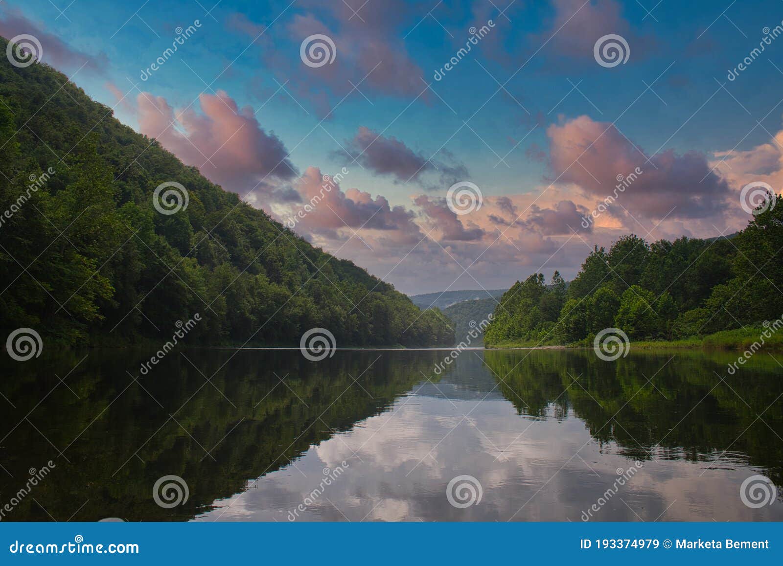 Delaware River New York Sunset Water Reflection Stock Image - Image of ...