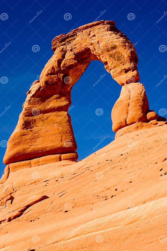 Delicate arch stock photo. Image of park, icon, moab, arch - 402146