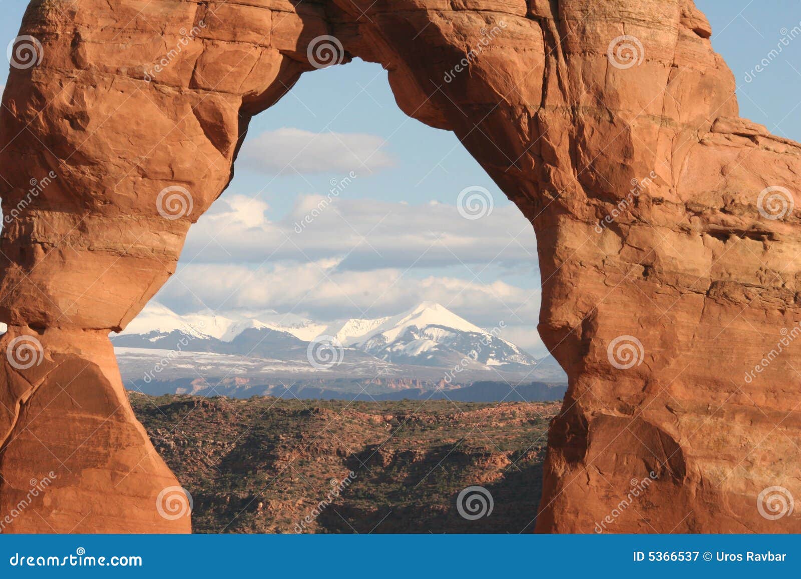 Delicate Arch stock image. Image of clouds, background - 5366537