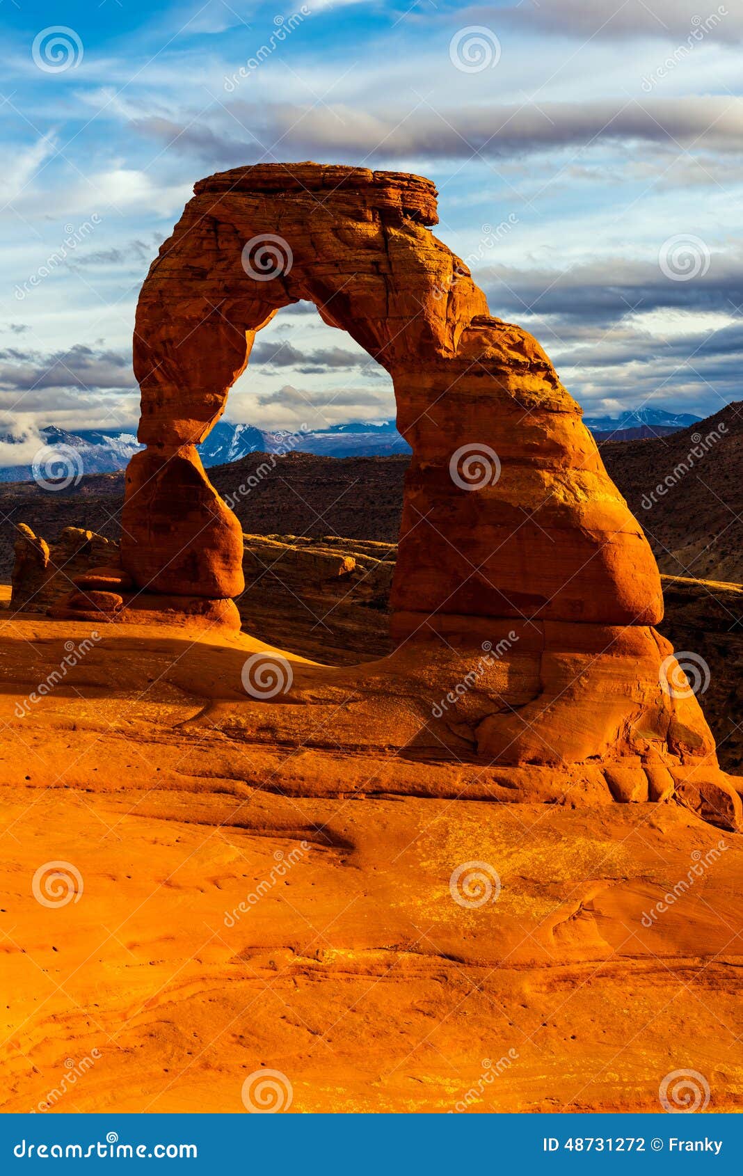 Delicate Arch, Arches National Park, Utah Stock Photo - Image of ...