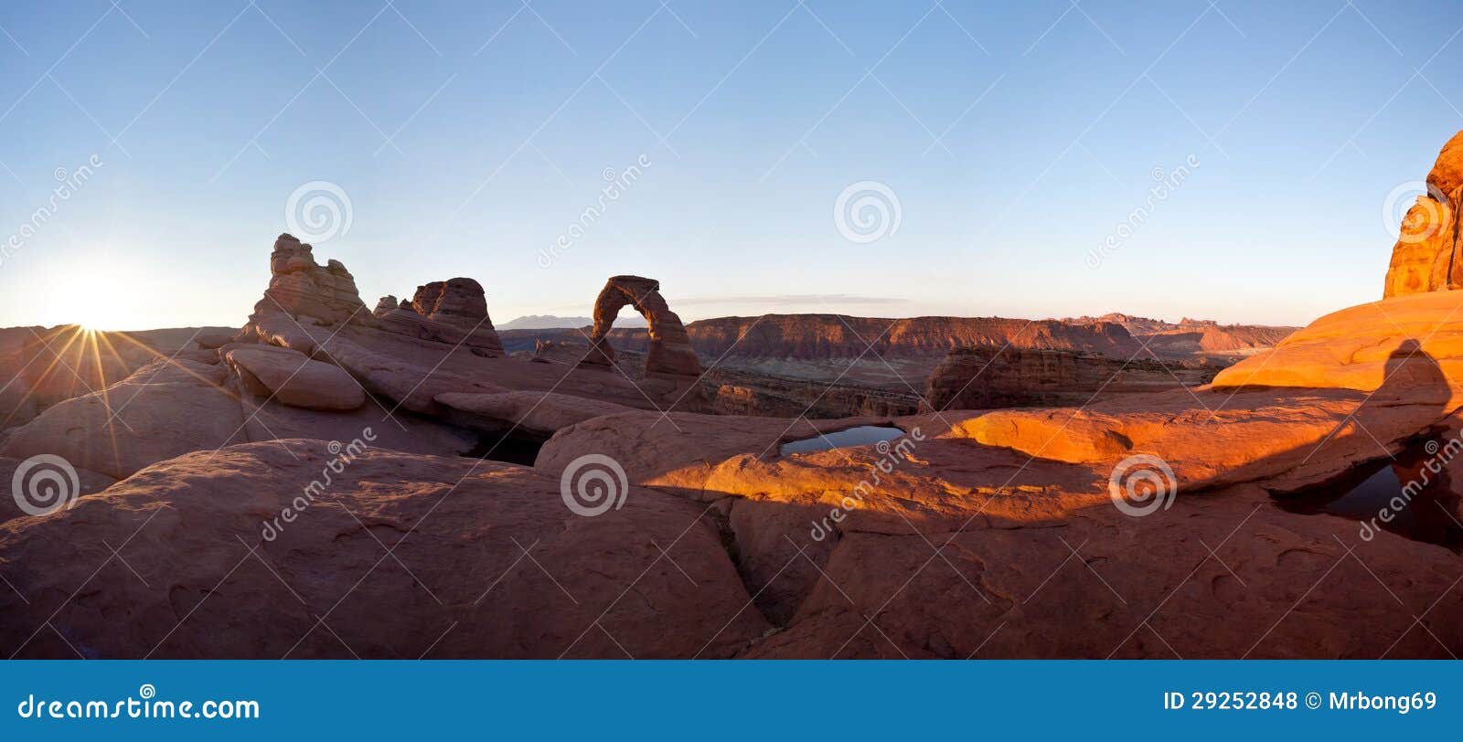Delicate Arch Panorama stock photo. Image of desert, rise - 29252848
