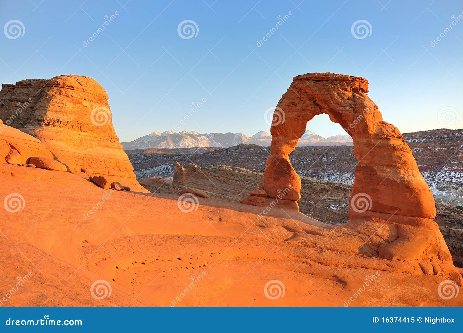 Delicate Arch at sunset stock image. Image of beautiful - 16374415