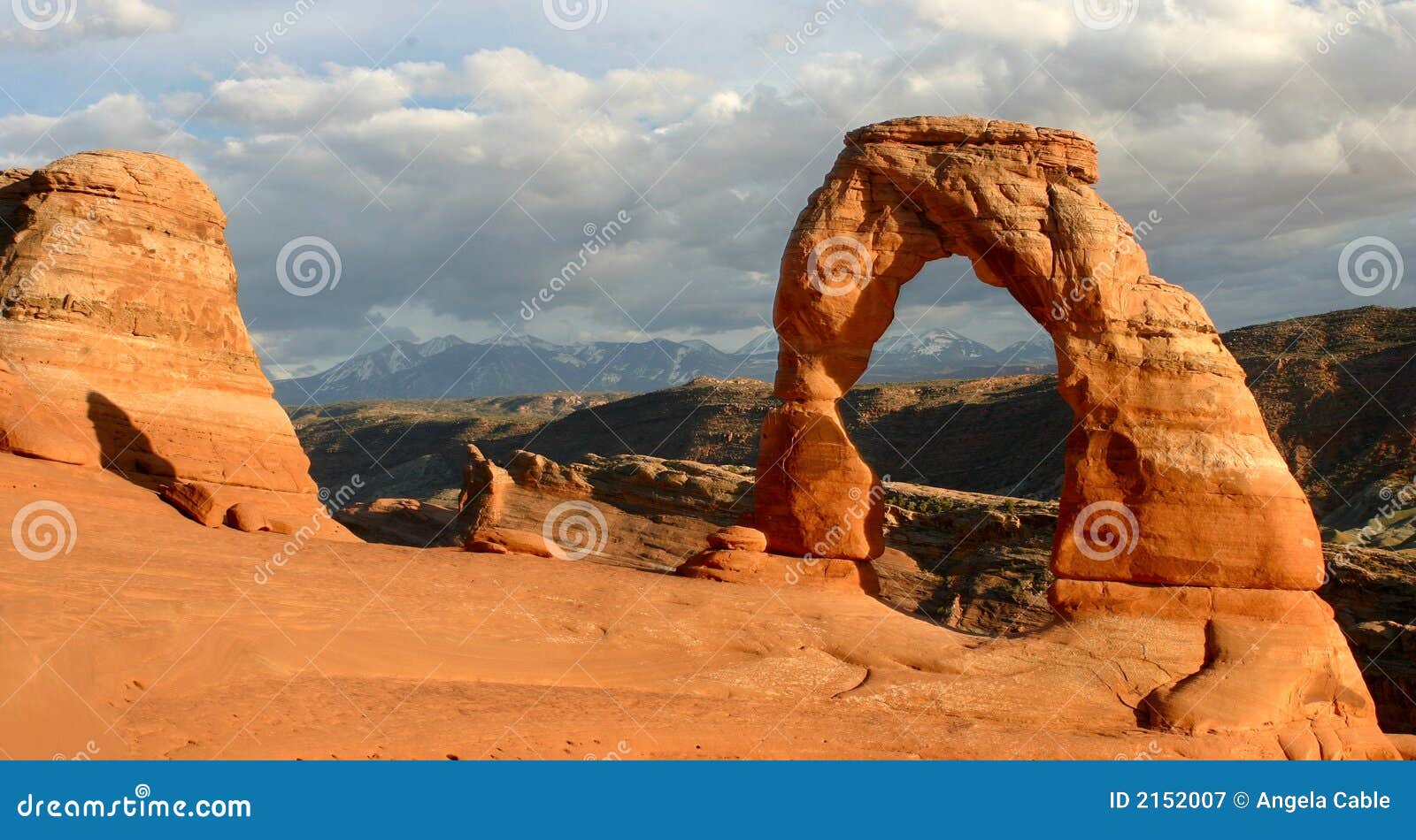Delicate Arch Sunset stock image. Image of delicate, desert - 2152007