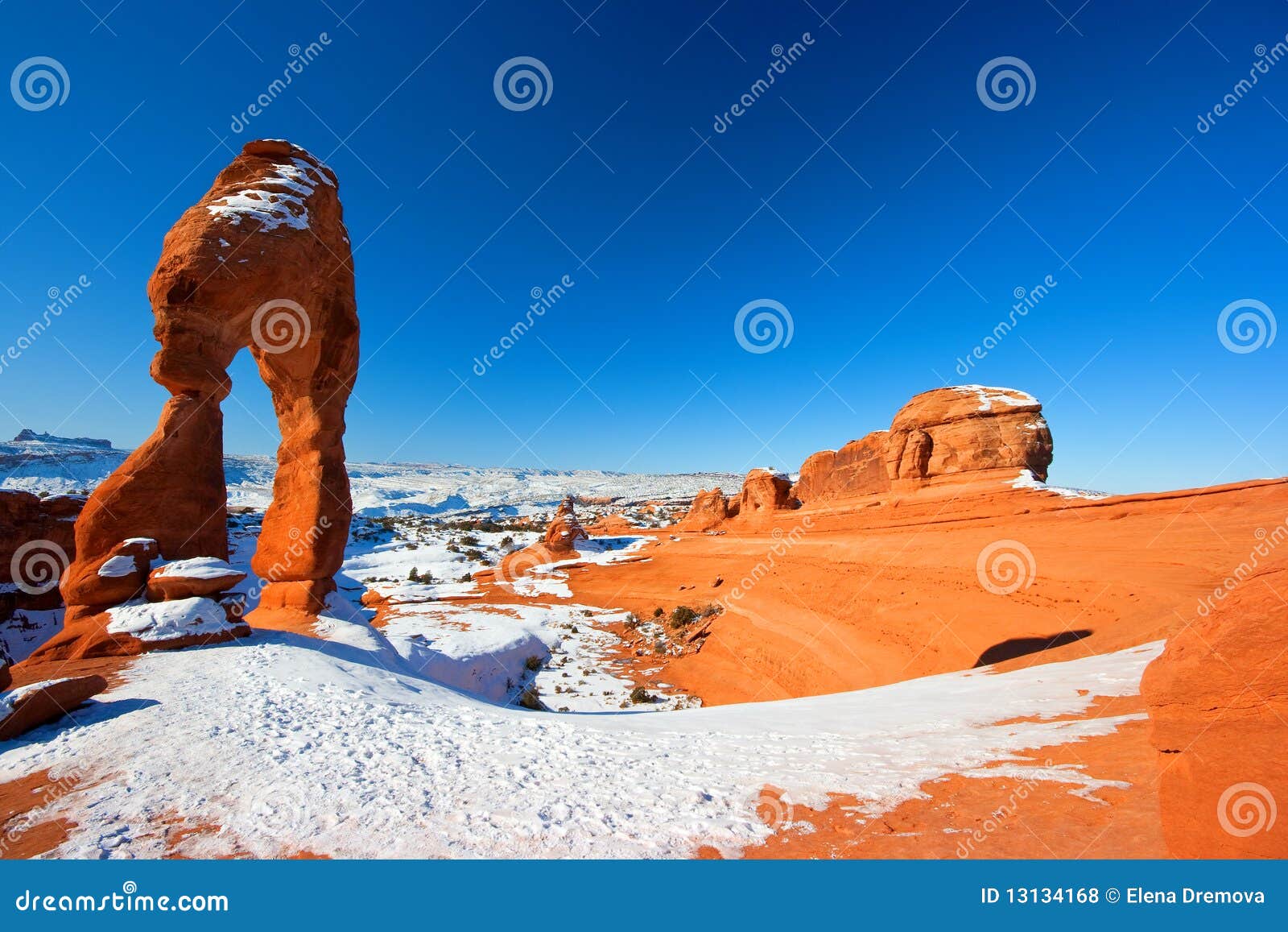 Delicate arch in winter stock photo. Image of erosion - 13134168