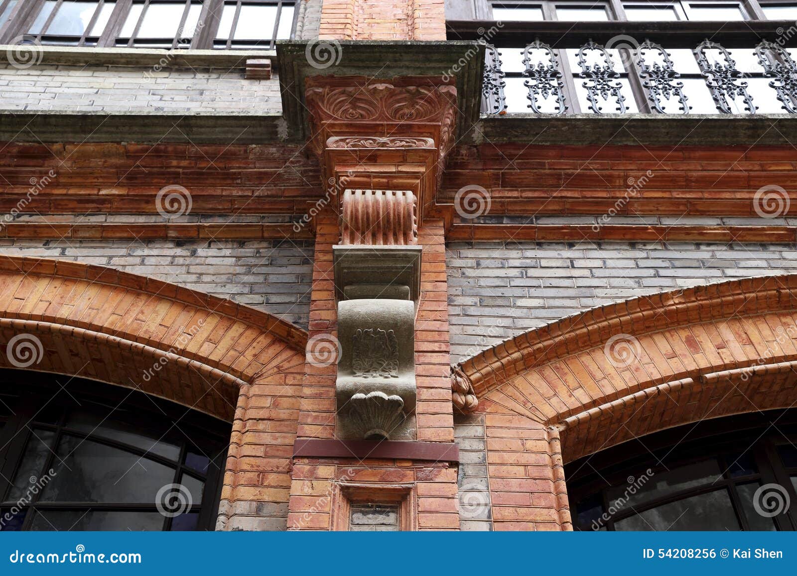 Delicate, Brick Arch Pillar Stock Photo - Image of wall, texture: 54208256