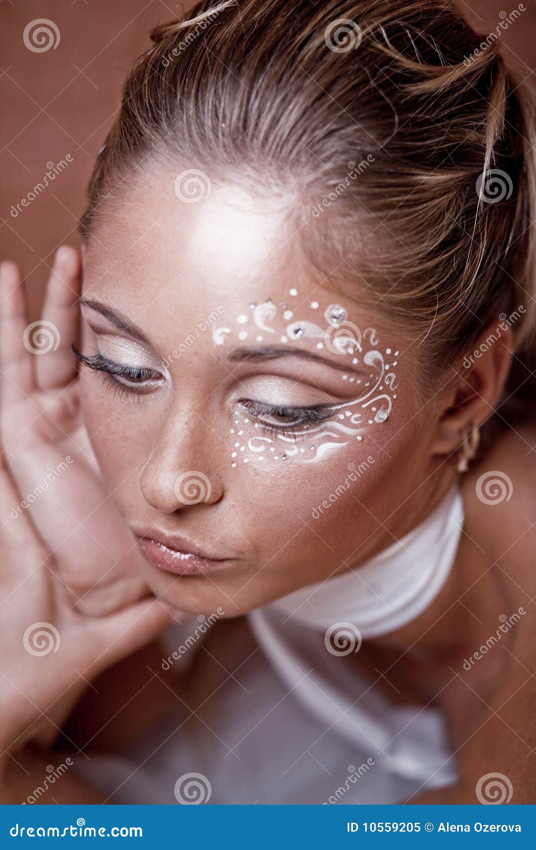 Delicate make-up stock image. Image of girl, fine, elegance - 10559205