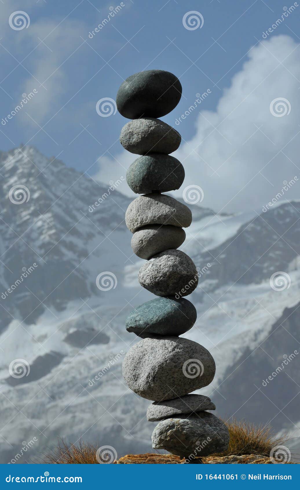 Delicately Balanced stock image. Image of pebbles, metaphor - 16441061