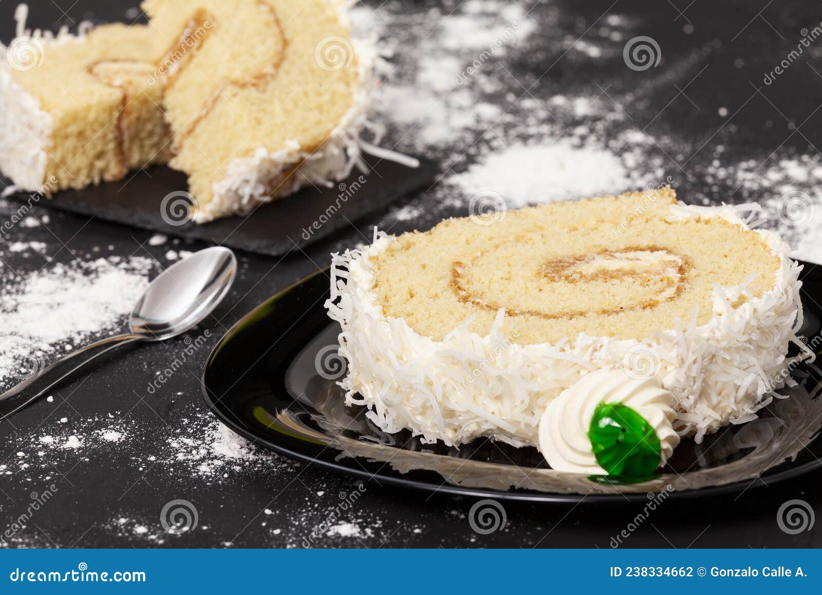 Delicioso Postre Colombiano Tradicional De Bollo Blanco Foto de archivo ...