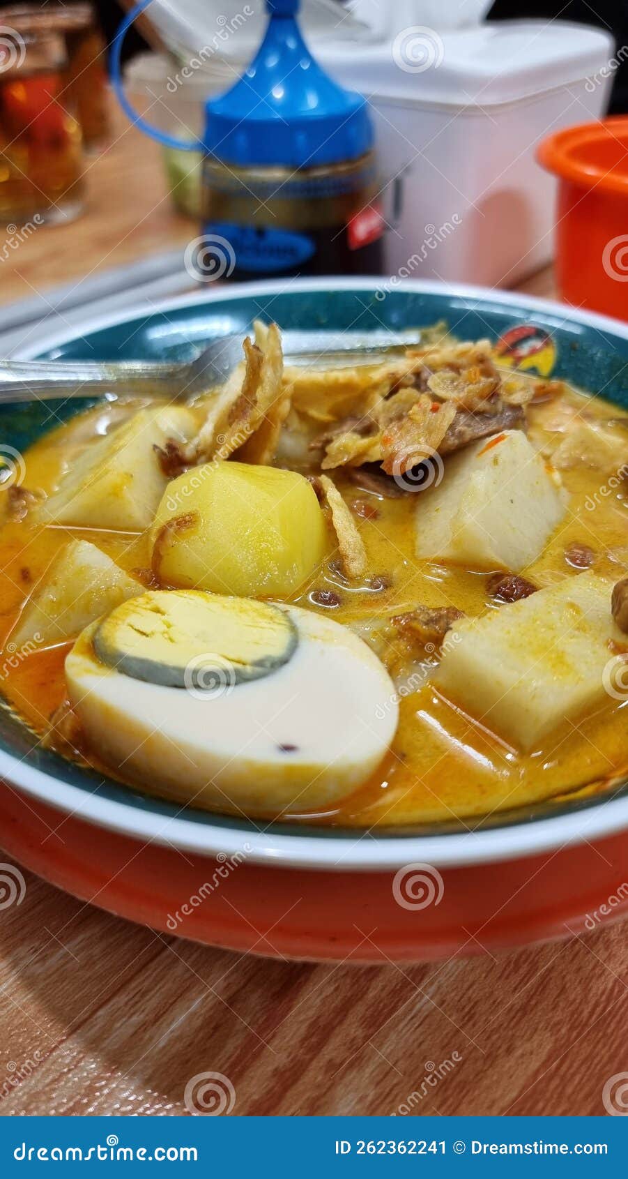 Delicious Beef Curry with Rice Cake Stock Image - Image of local ...