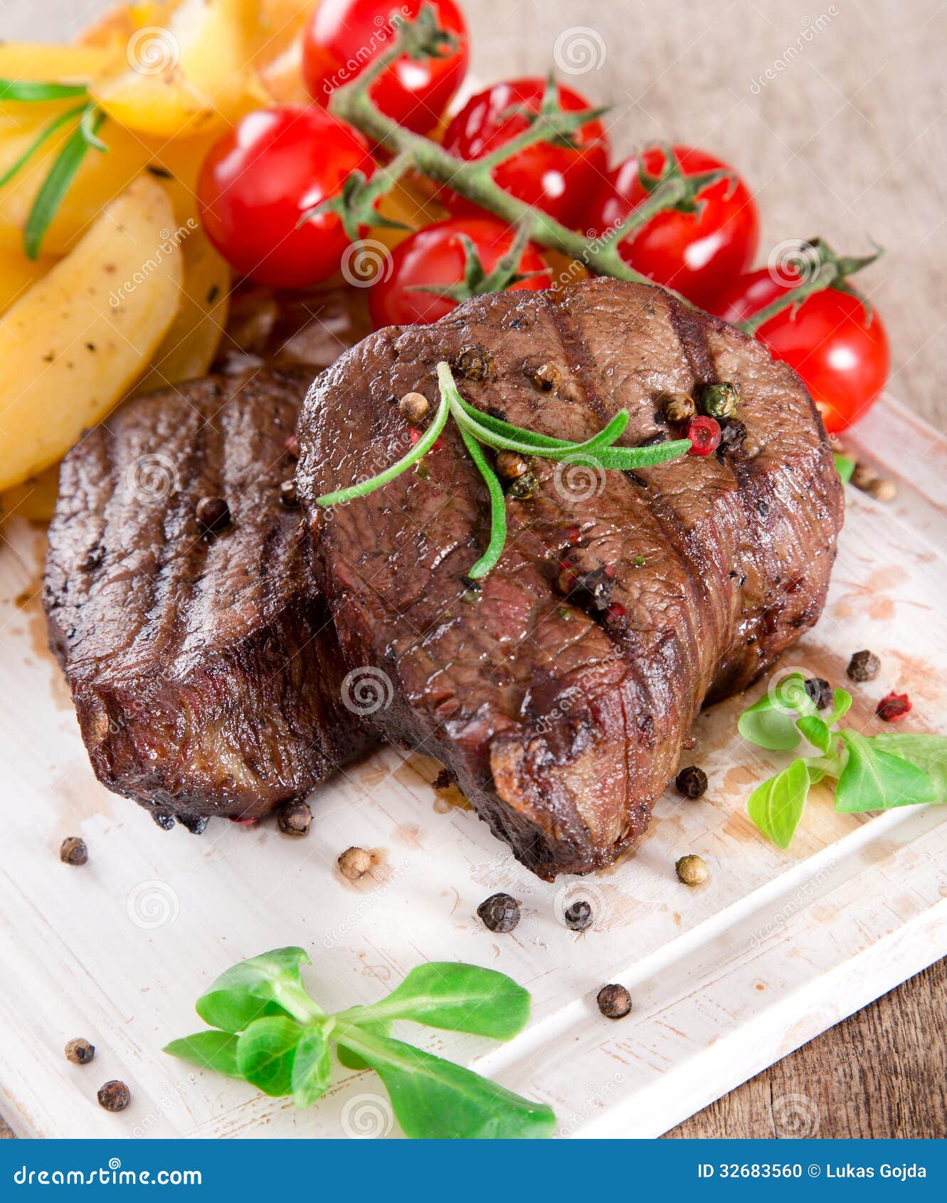 Delicious beef steak stock photo. Image of juicy, charbroiled - 32683560