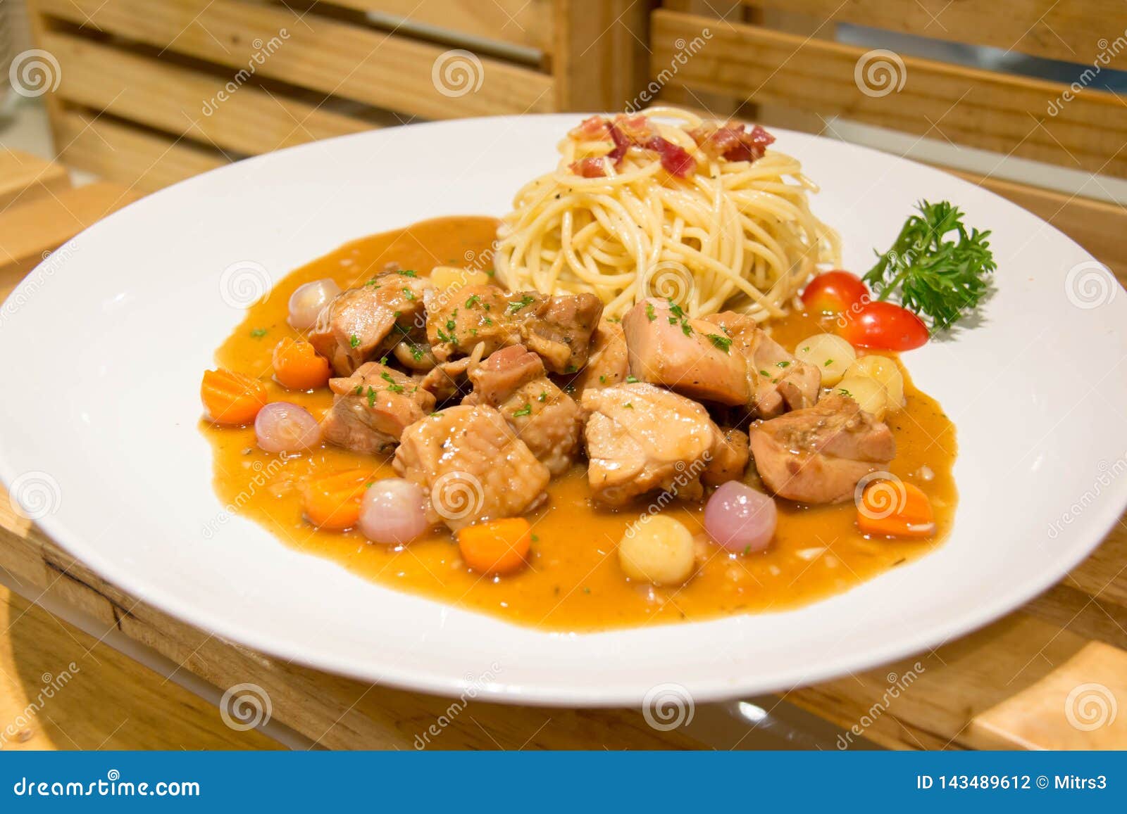Delicious Beef Stew with Spaghetti on Plate Stock Photo - Image of ...
