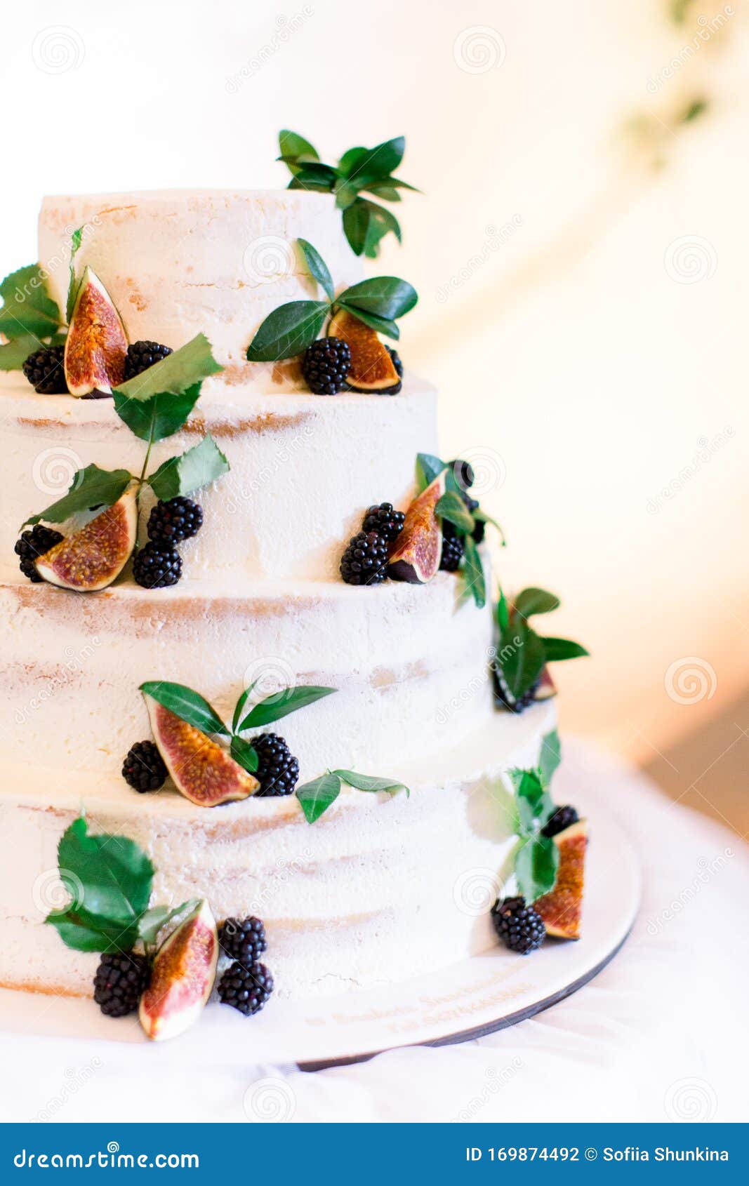 Delicious Cake with Figs and Berries. Rustic Wedding Cake with Fresh ...