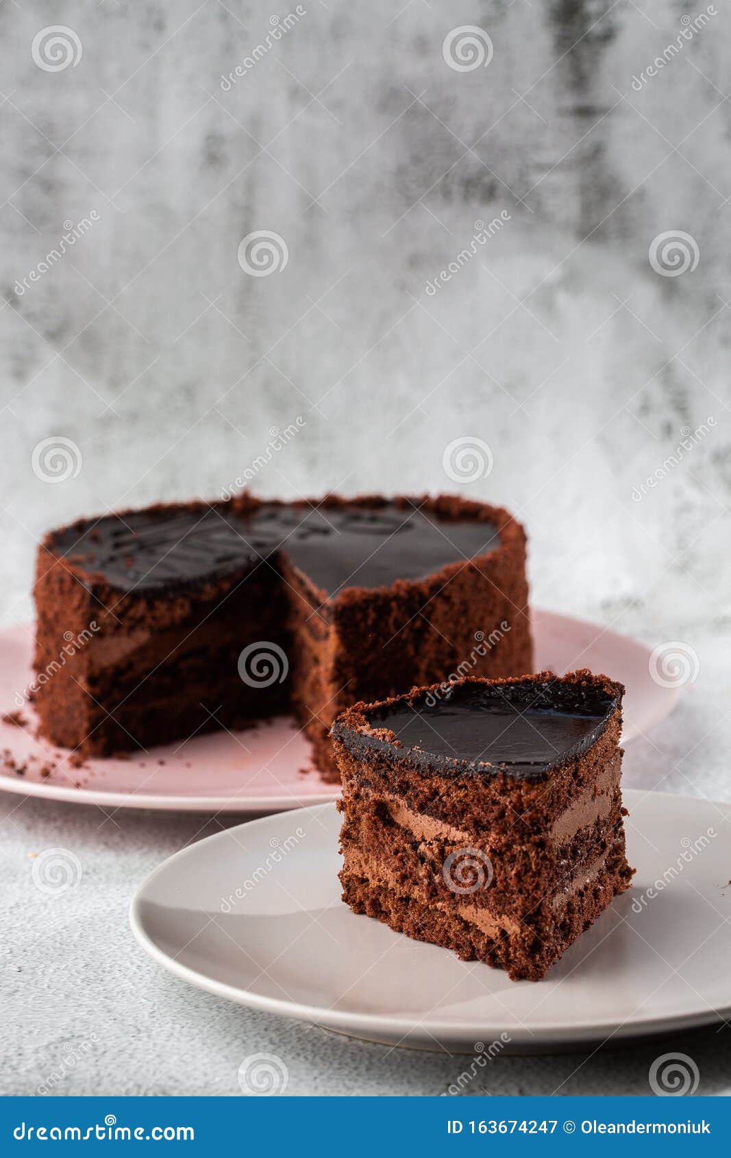 Yummy Chocolate Cake Wallpapers