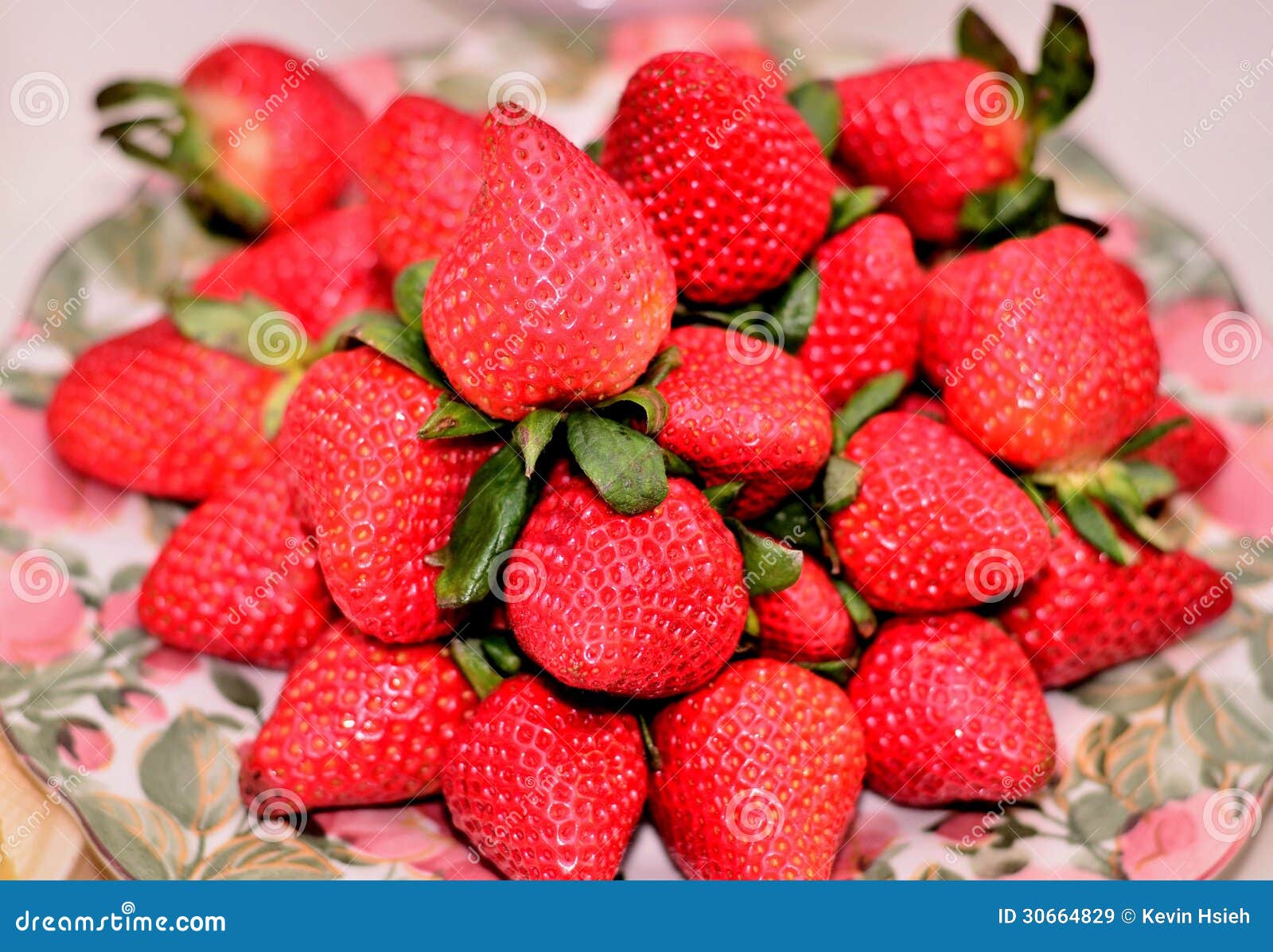 Delicious Fresh Strawberry Dish Stock Image - Image of fruit, yummy ...