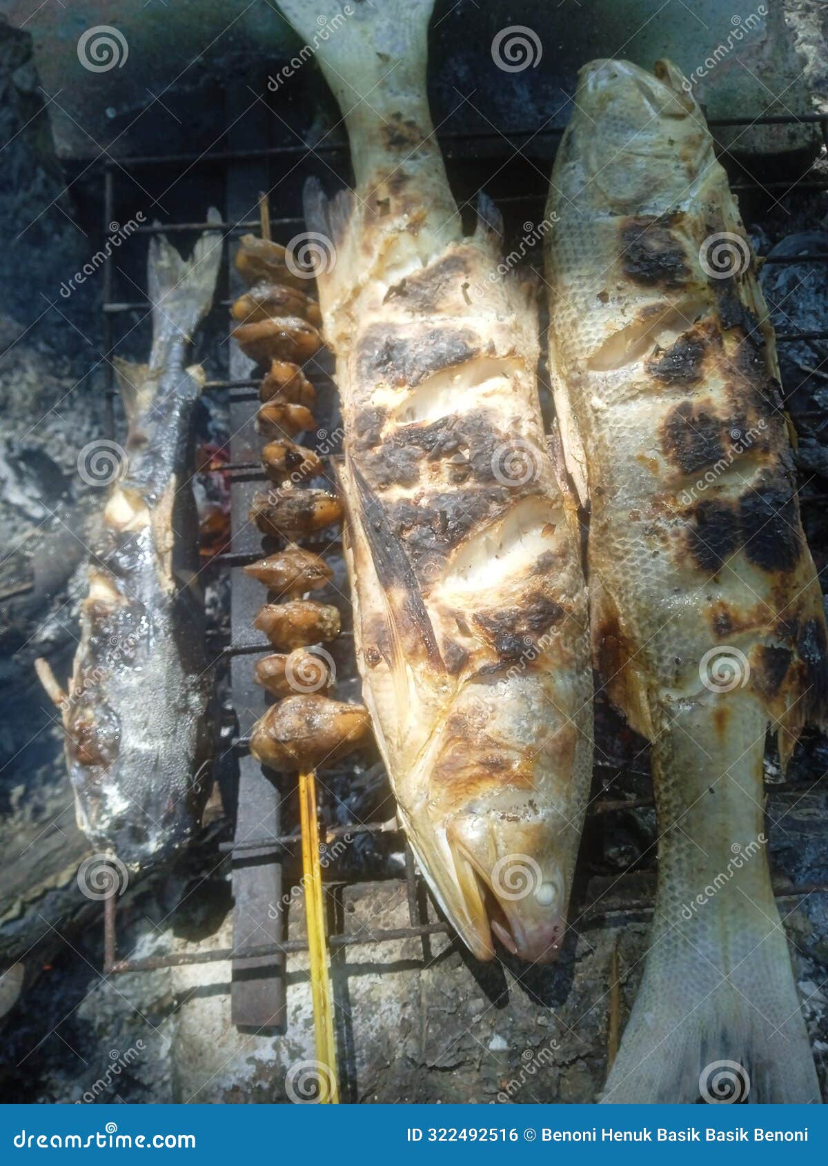 Delicious Grilled Fresh Fish,blurred Water Sea Fish Stock Photo - Image ...