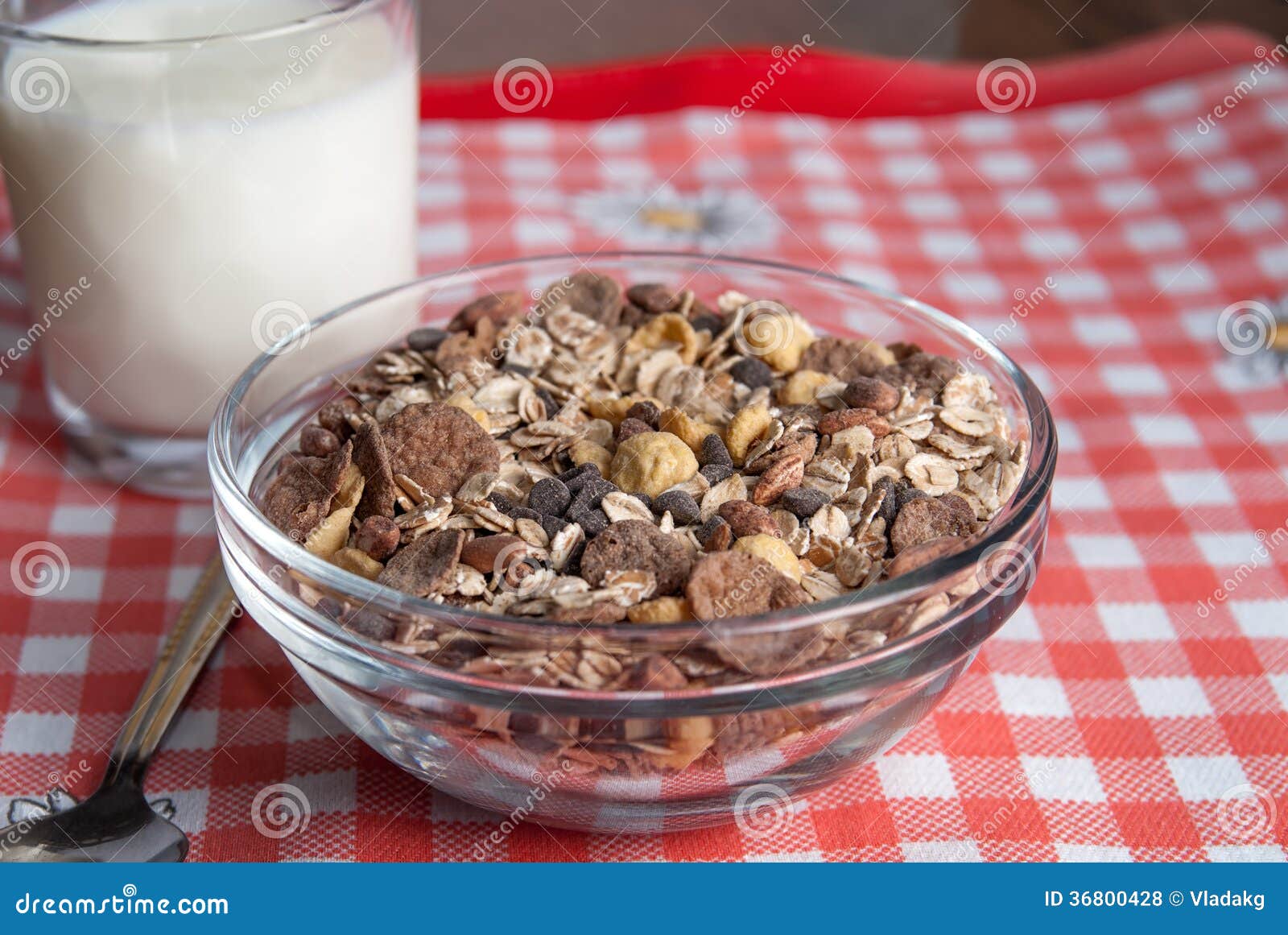 Delicious and Healthy Cereal Stock Photo - Image of flakes, musli: 36800428