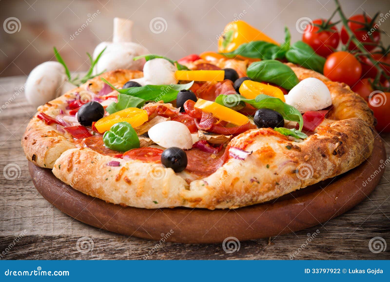Delicious italian pizza stock photo. Image of cook, crust - 33797922