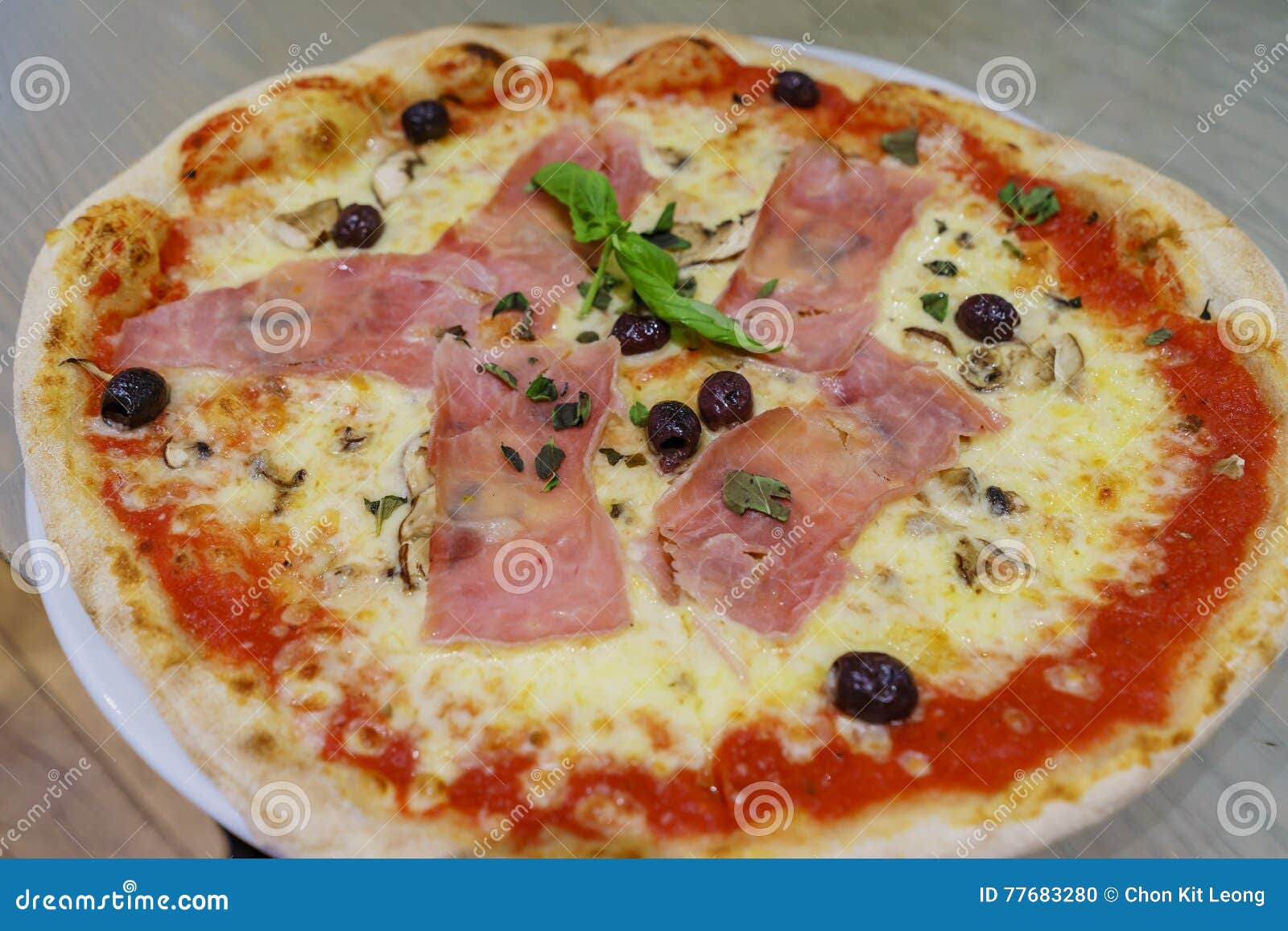 Delicious Italy Style Pizza Stock Photo - Image of pizza, circle: 77683280
