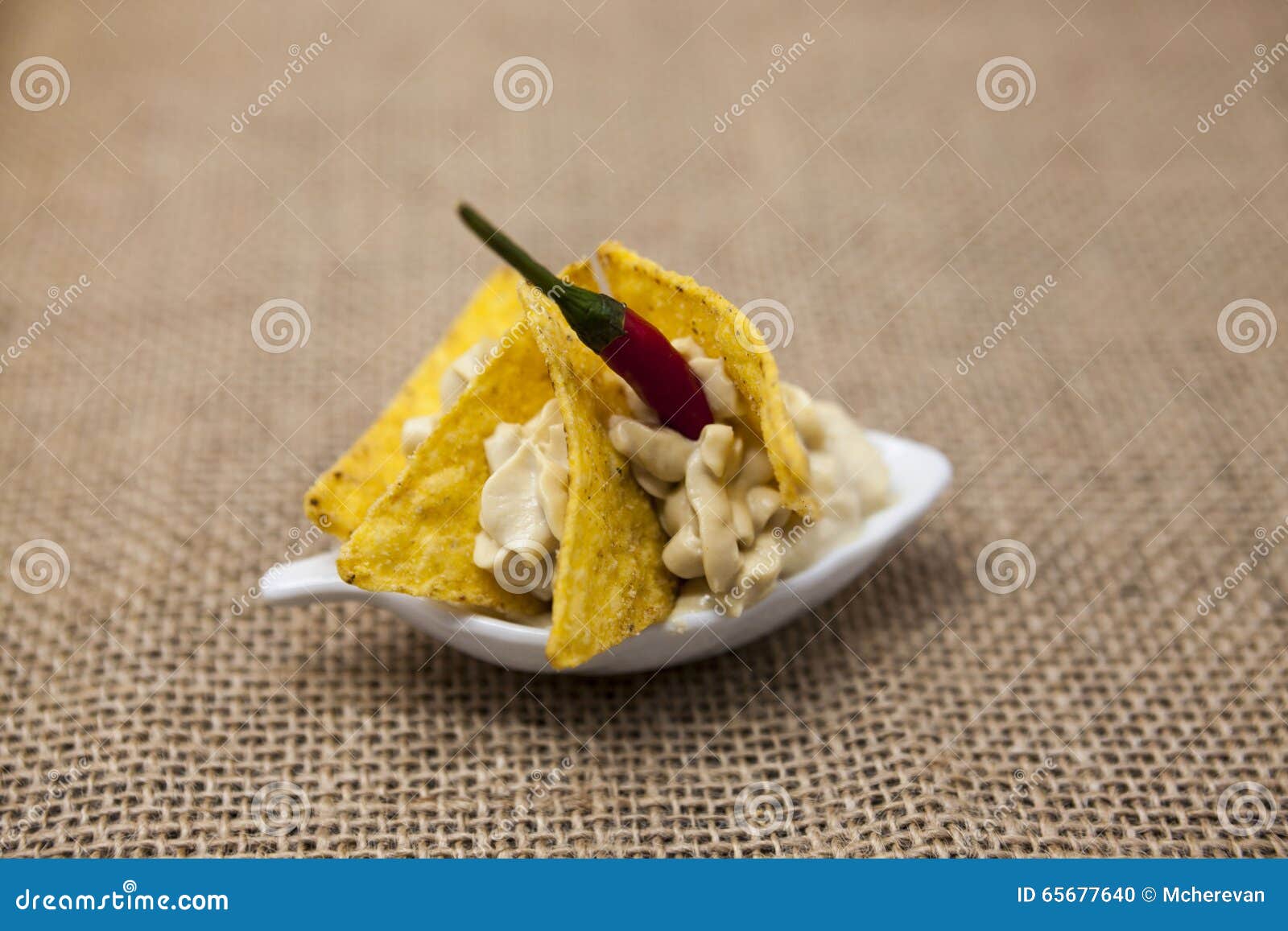 Delicious Jewish Hummus with Spicy Red Pepper Chips-tapas Appetizer ...