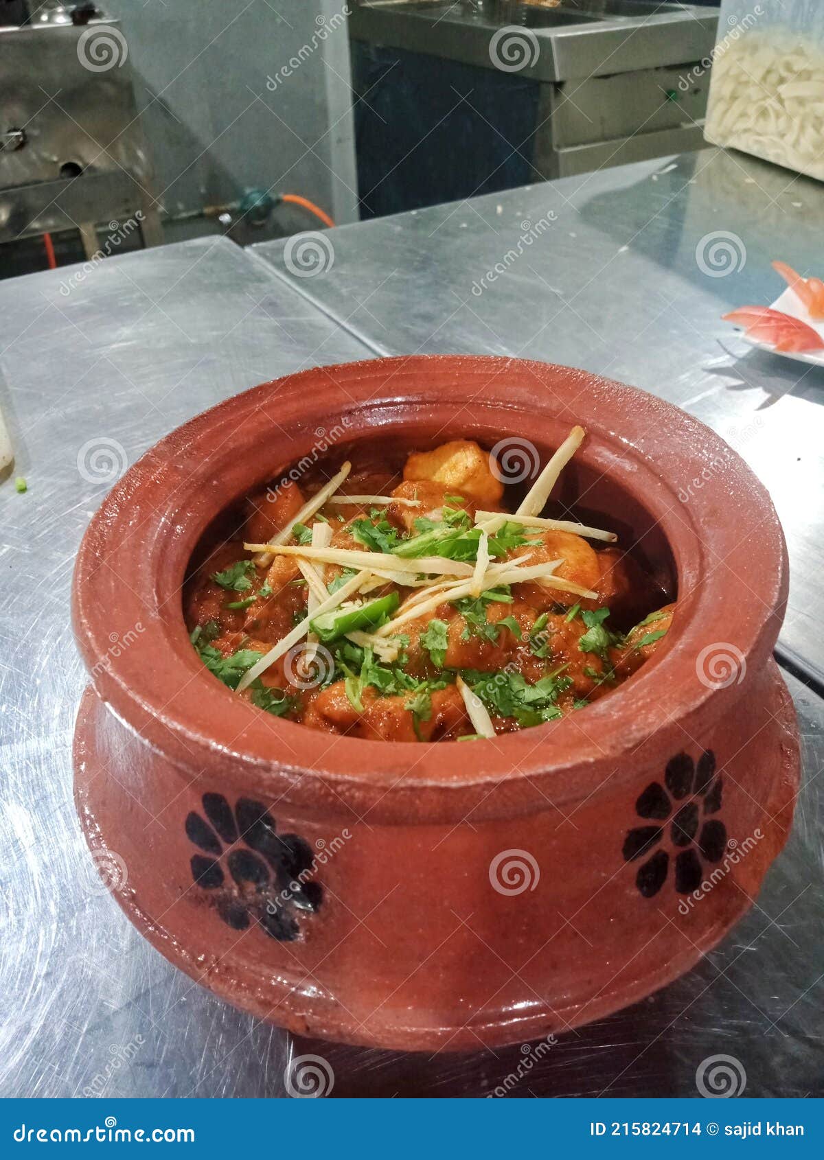 Delicious Matka Chicken Matka Chicken Matka Food Delicious Food Spicy ...