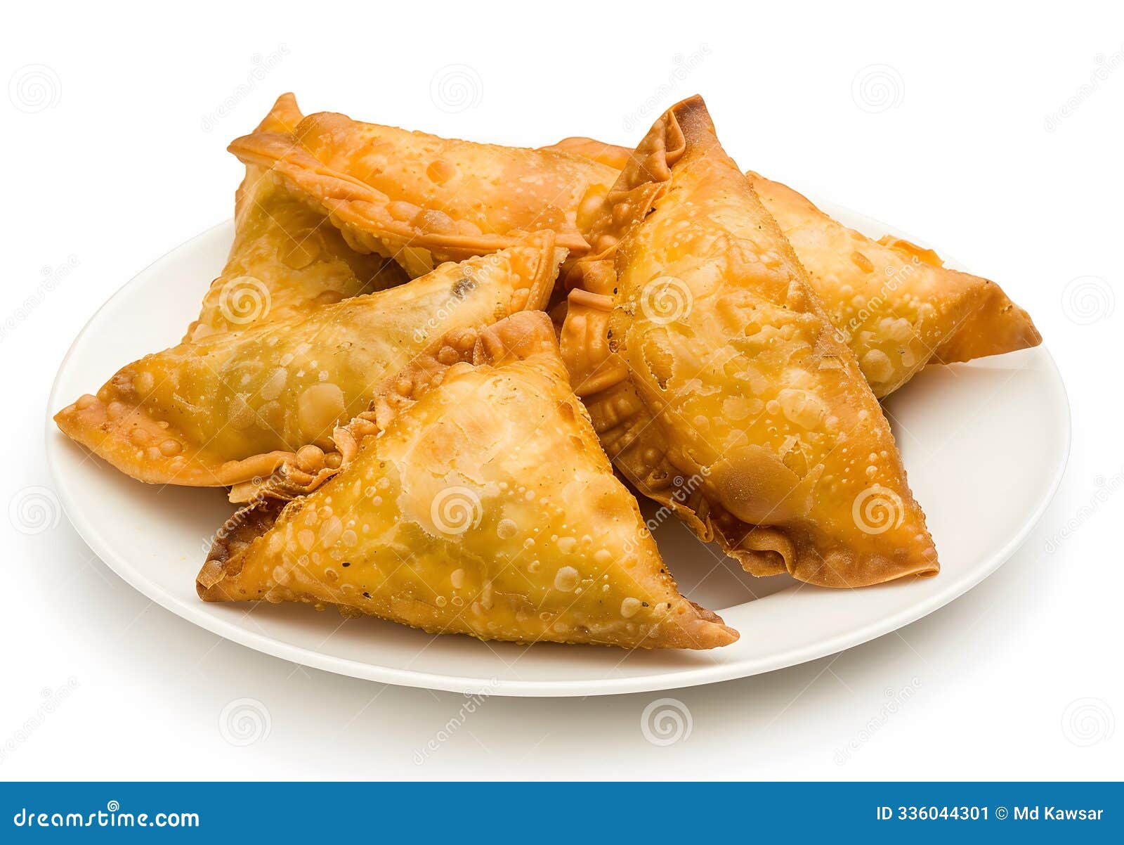 Crispy Fried Samosas on White Plate Stock Illustration - Illustration ...