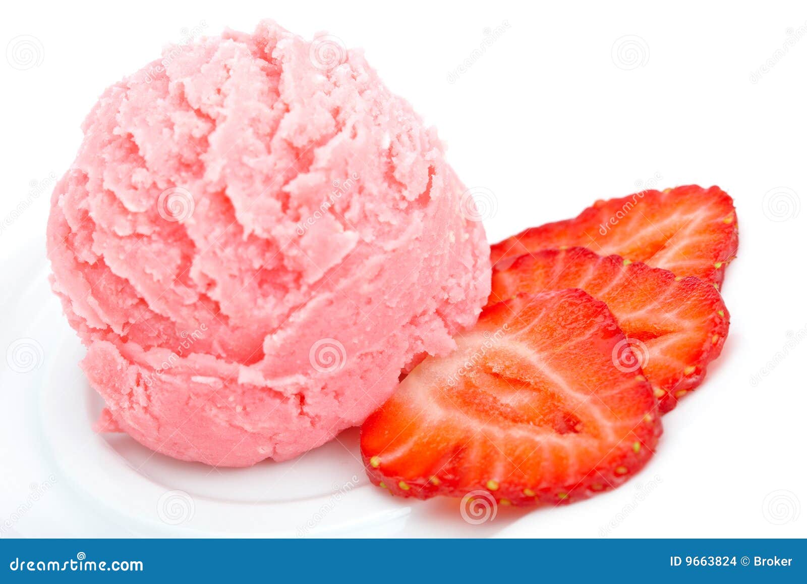Delicious Strawberry Ice Cream Stock Photo - Image of cool, creamy: 9663824
