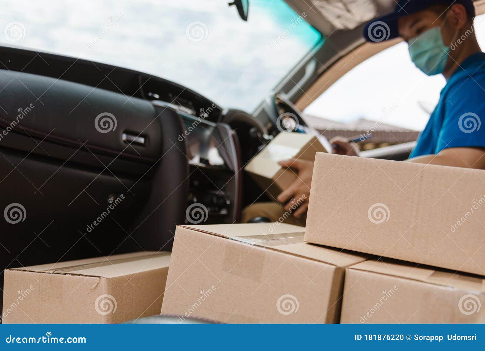 4,494 Car Parcel Transport Stock Photos - Free & Royalty-Free Stock ...