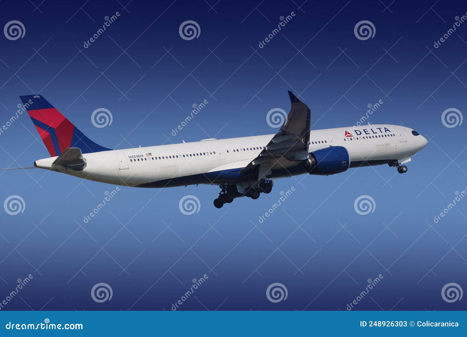 Delta on the Blue Sky, Schiphol Amsterdam, Takeoff Editorial Stock ...