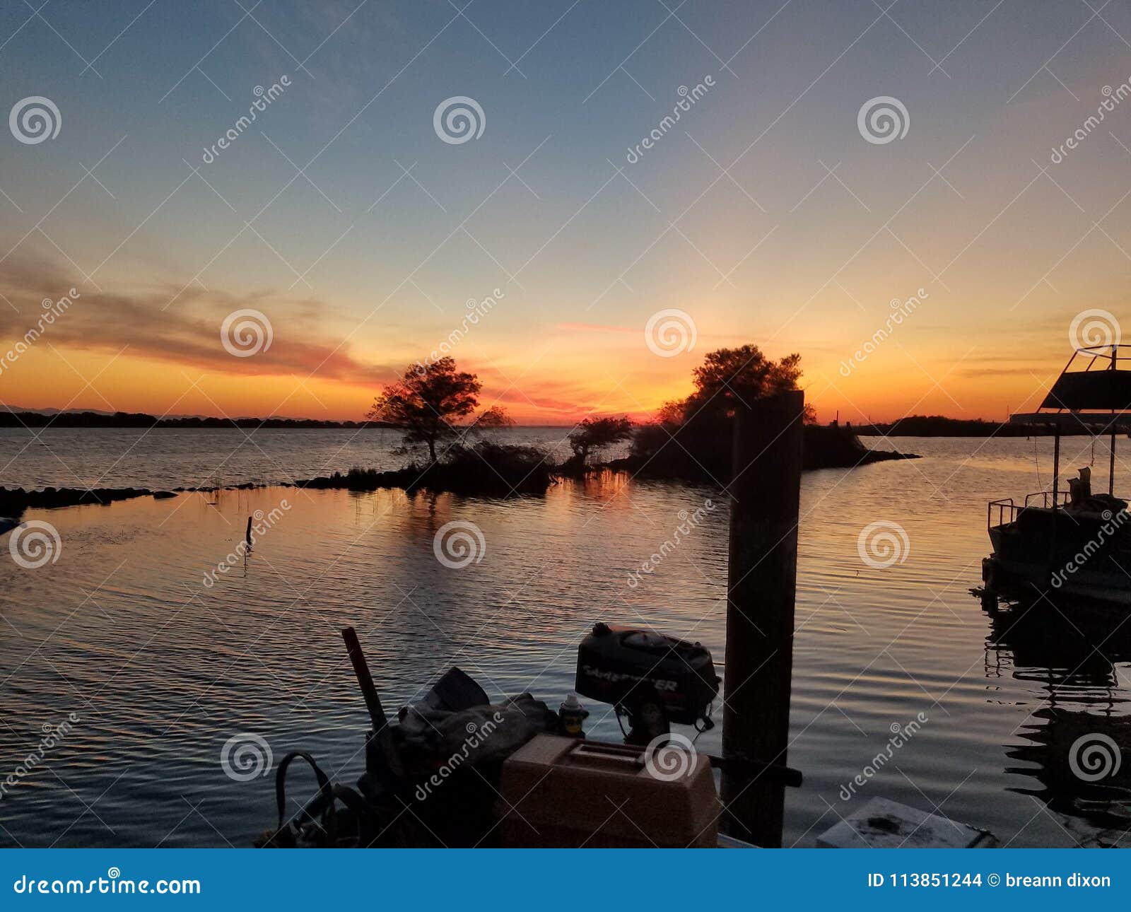 Delta loop sunset stock photo. Image of clouds, happy - 113851244