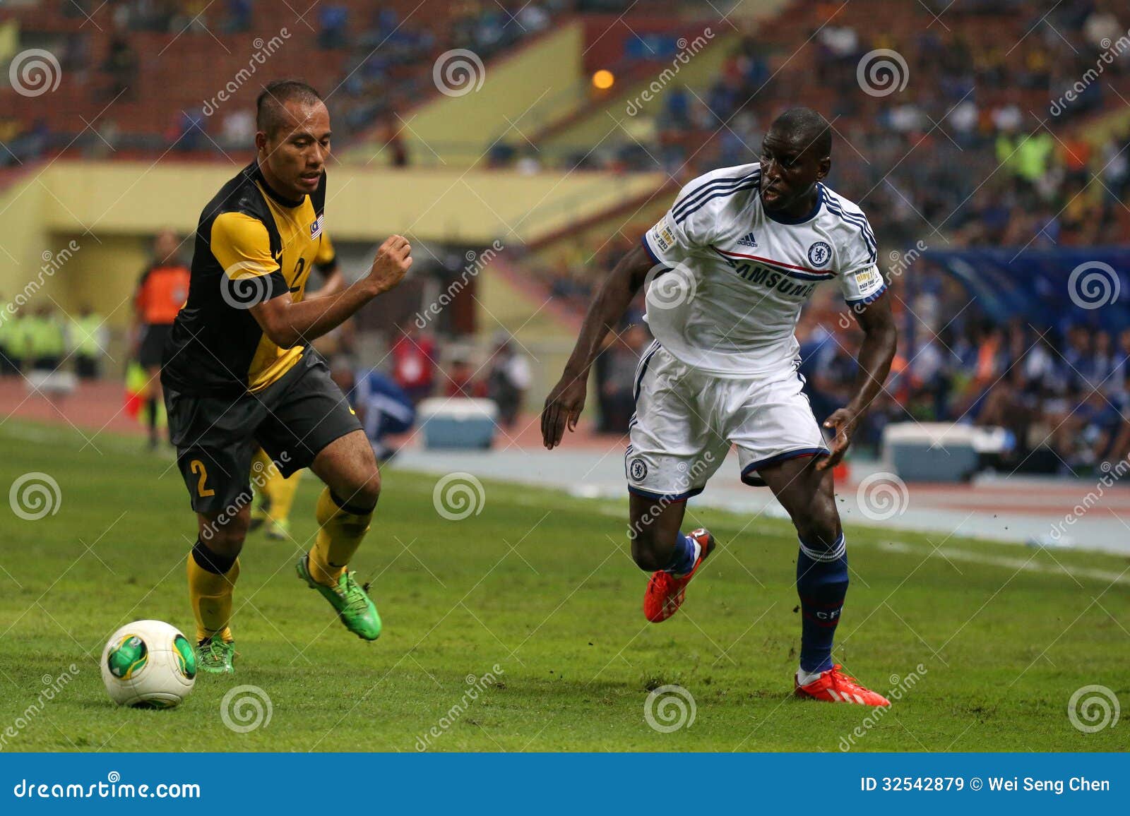 Demba Ba redactionele stock afbeelding. Image of steun - 32542879