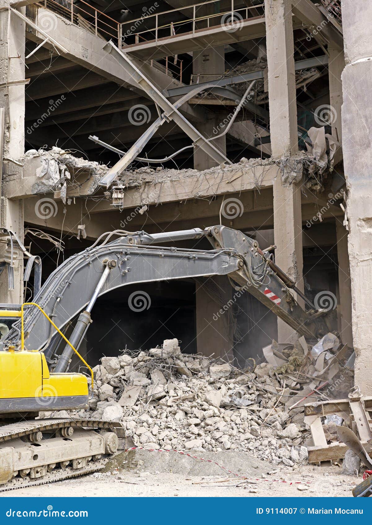 Demolishing stock image. Image of industry, machinery - 9114007