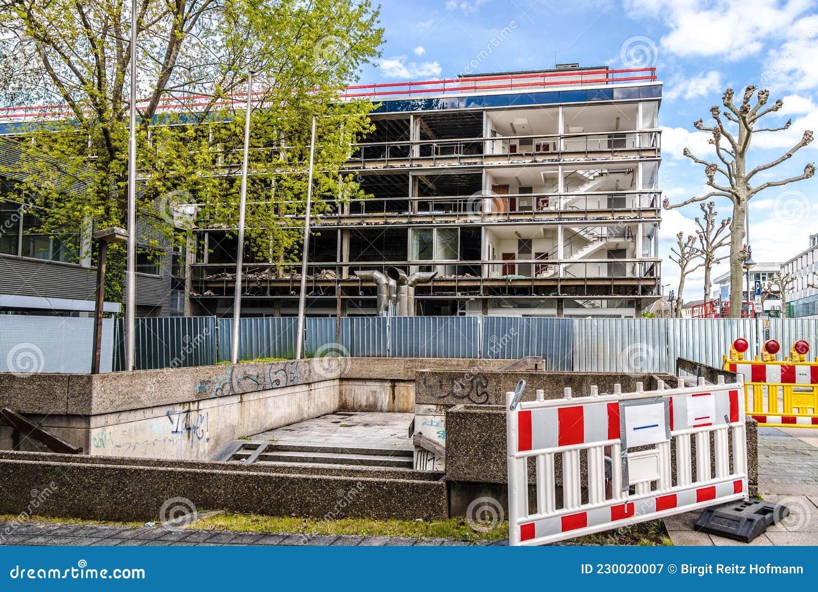 Demolition Architecture in City Stock Image - Image of construction ...