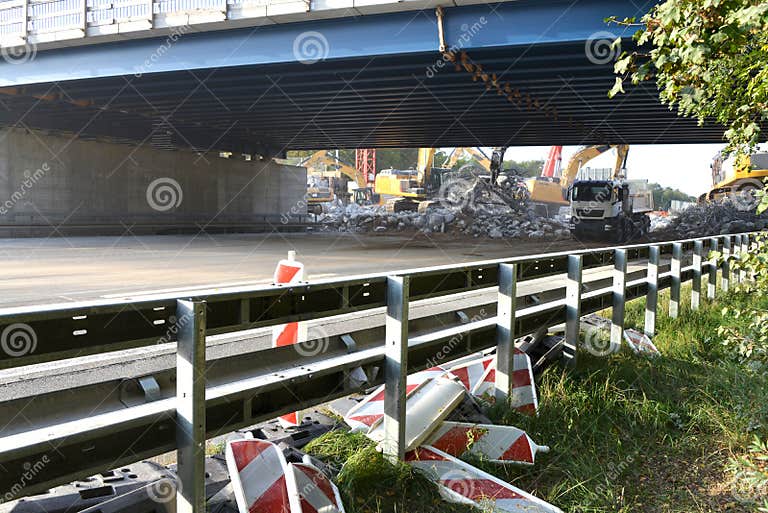 Demolition of Highway Bridge Stock Photo - Image of ballne, freeway ...