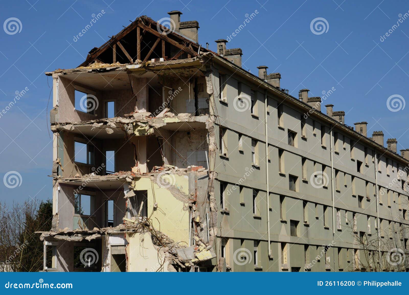 Demolition of an Old Building Stock Photo - Image of dirty, build: 26116200