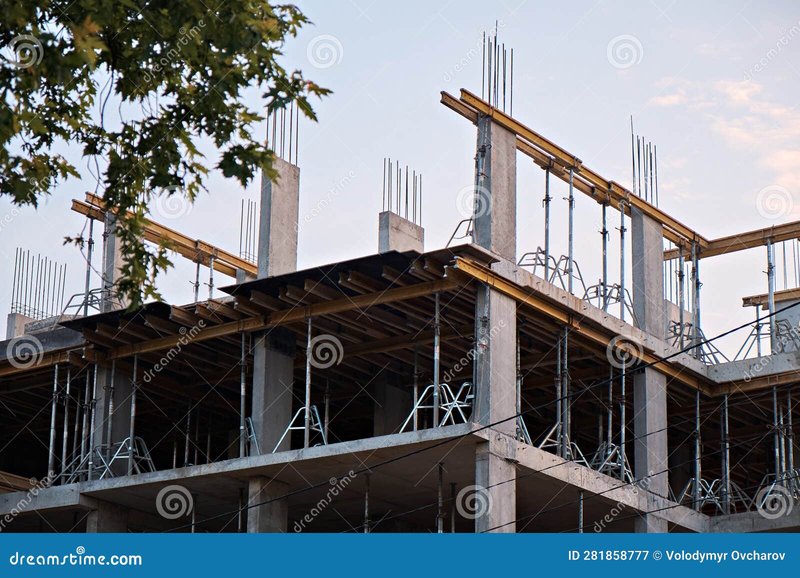 Demonstration of Cast-in-place Reinforced Concrete Structures from ...