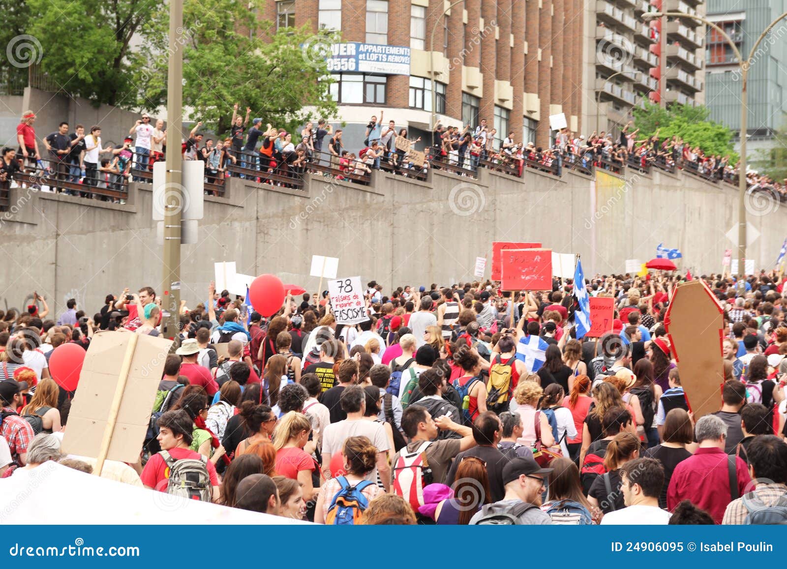 Demonstration in Montreal Street Editorial Image - Image of crowd ...