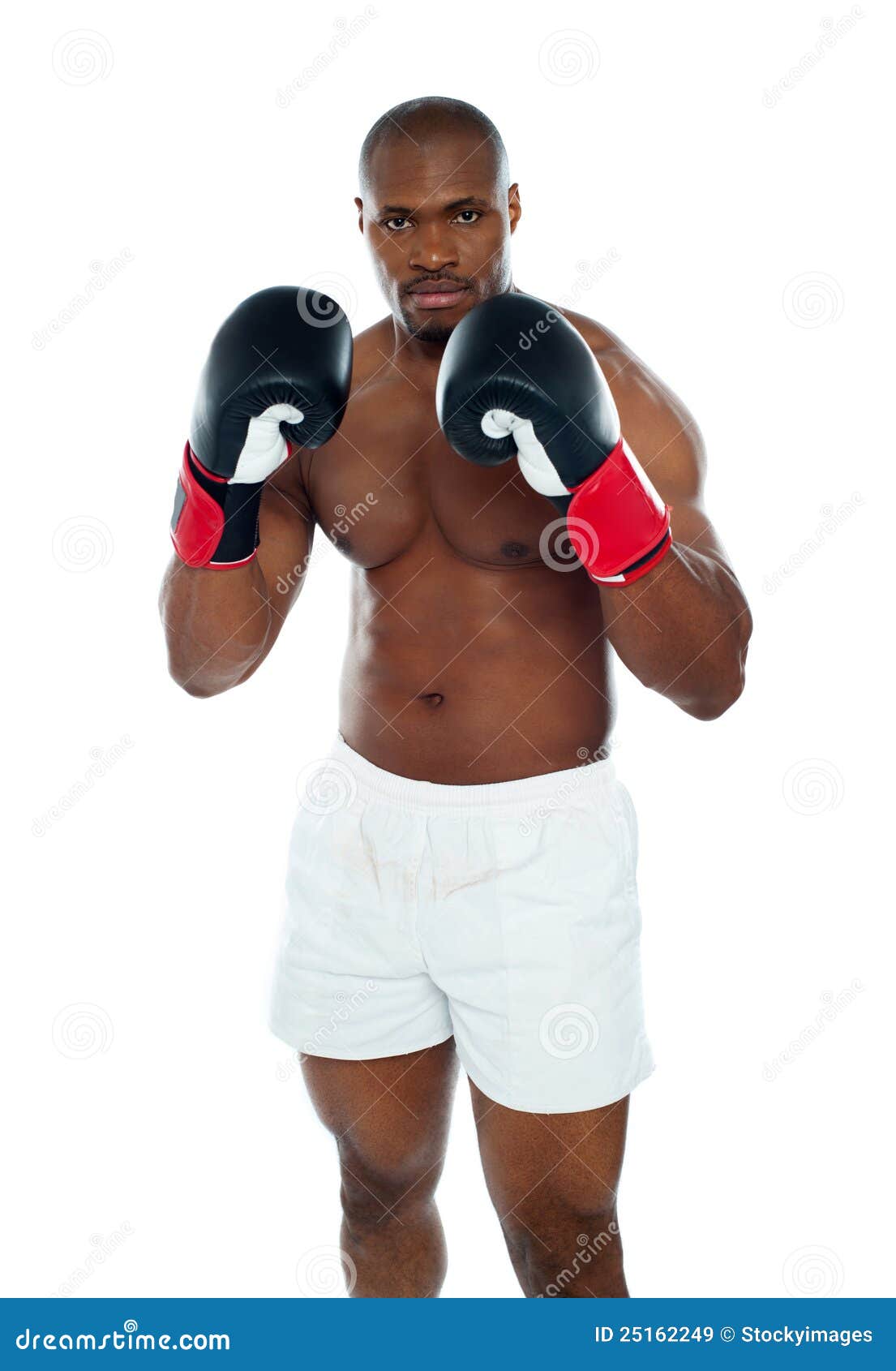 Den Afrikanska Aggressiva Boxare Poserar Fotografering för Bildbyråer ...