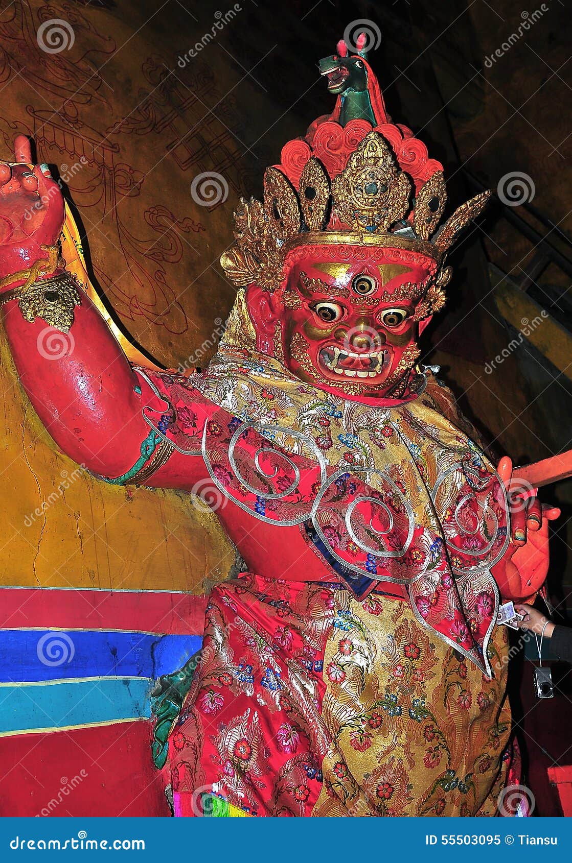 Den Lera Skulpterade Bilden Redaktionell Foto - Bild av konst, skulptur ...