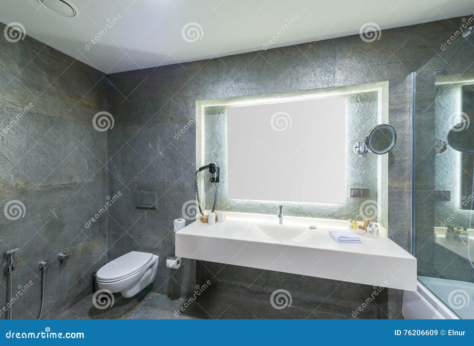 Den Moderna Eleganta Vasken I Badrum Fotografering för Bildbyråer ...