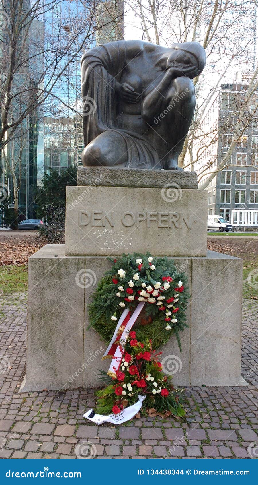 Den Opfern by Benno Elkan 1920 Editorial Stock Image - Image of died ... Den Opfern by Benno Elkan 1920 Editorial Stock Image - Image of died ...
