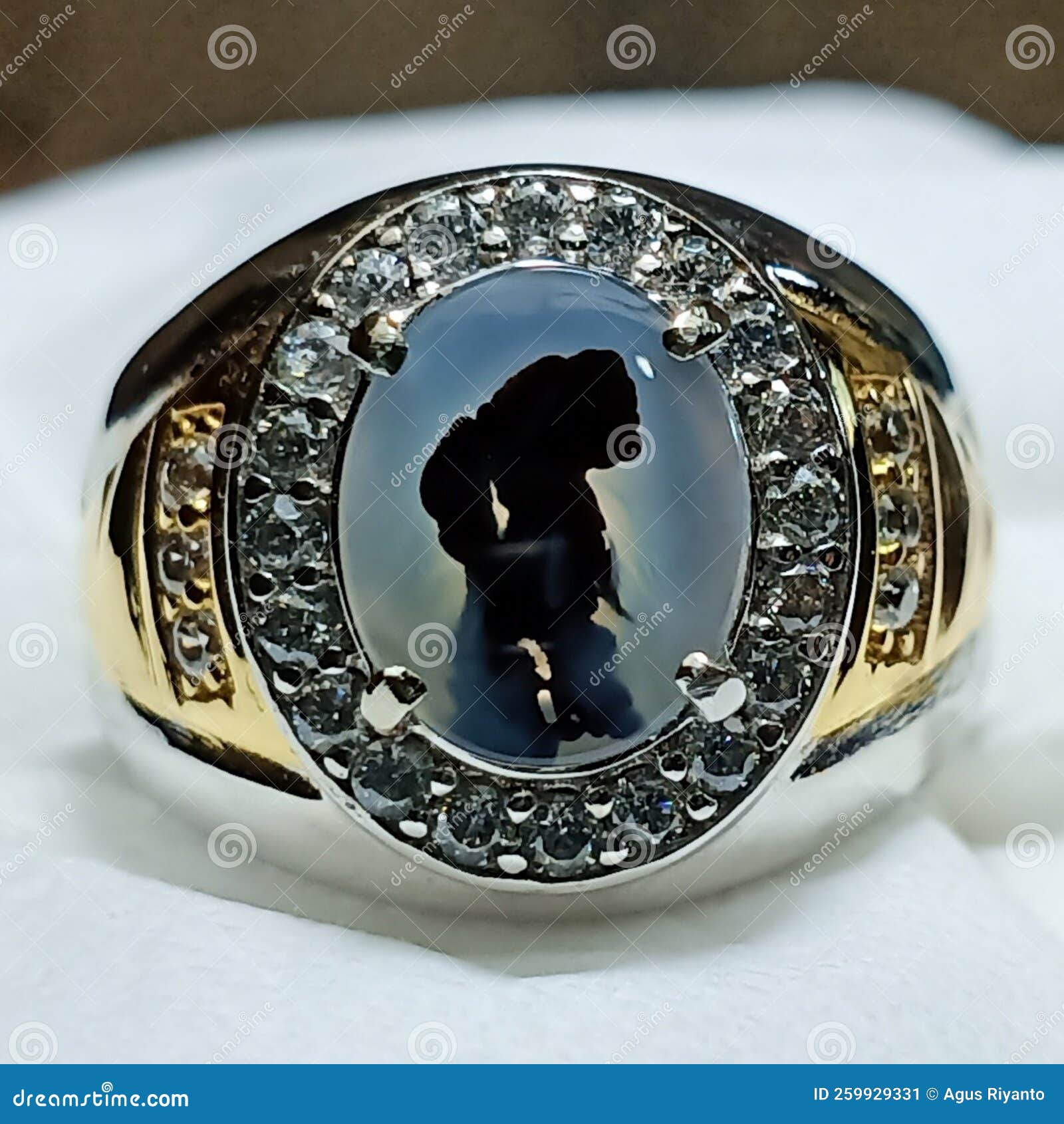 Dendritic Agate Stone - Siluet Semar Stock Image - Image of lighting ...